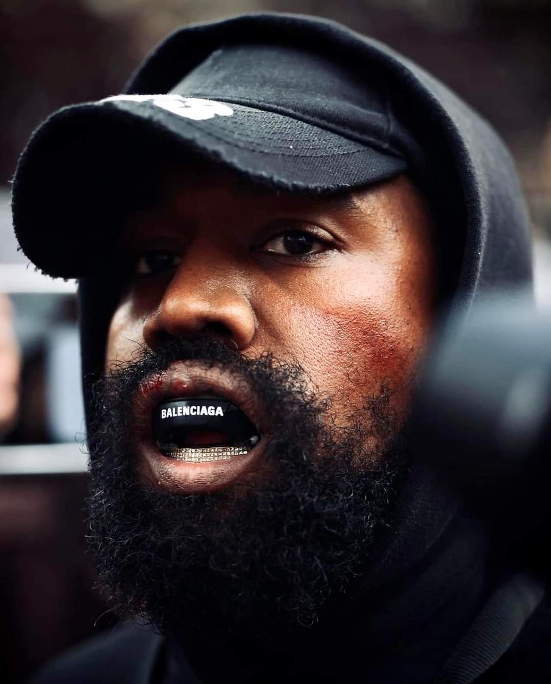 Kanye West Grill Permanent