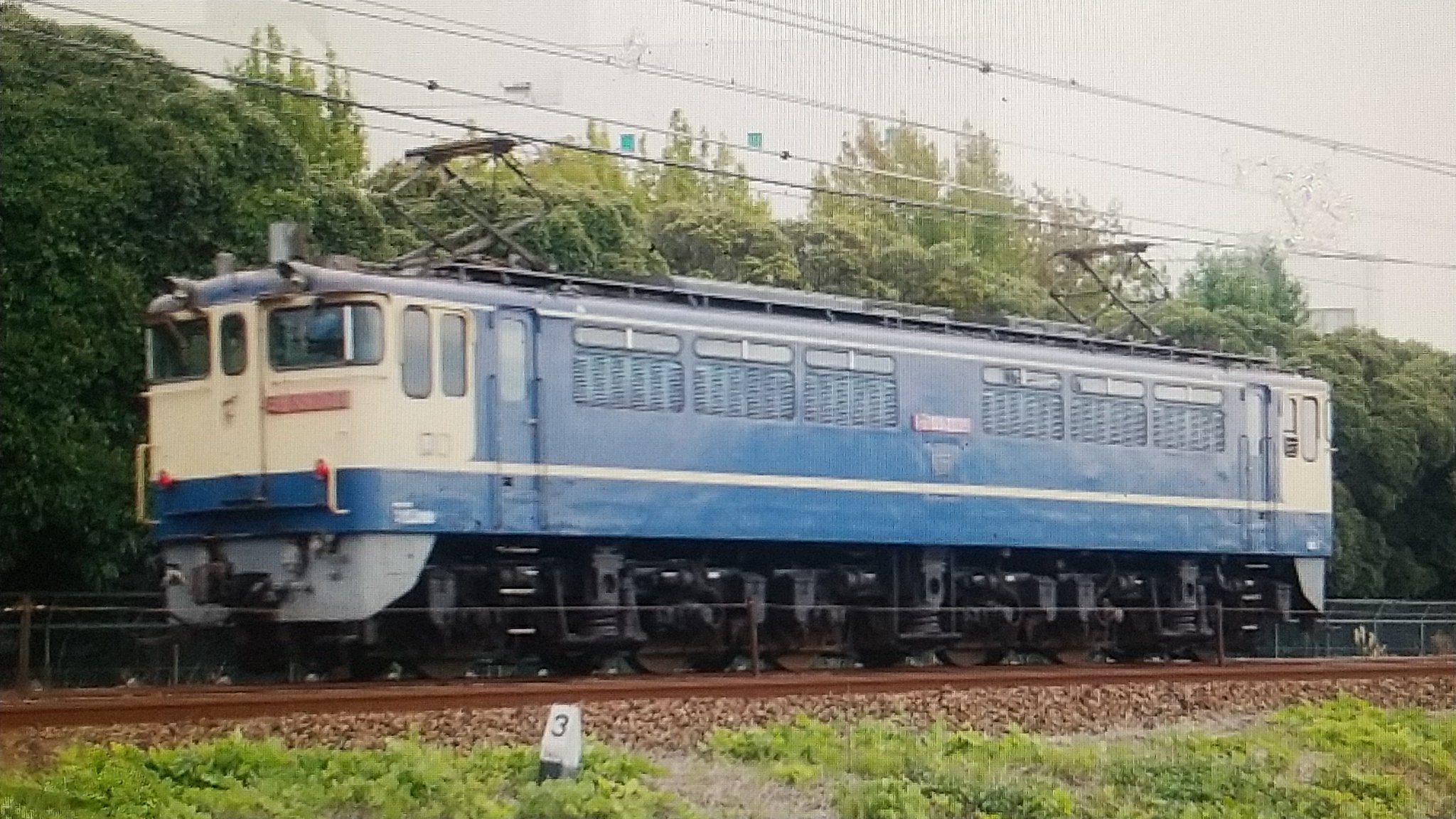 県道48沿い on Twitter: "PF2139 さようなら？ 今日の8862レ単機のため あえて後方テールライト狙いにしました。 #8862レ #EF652139 https://t ...