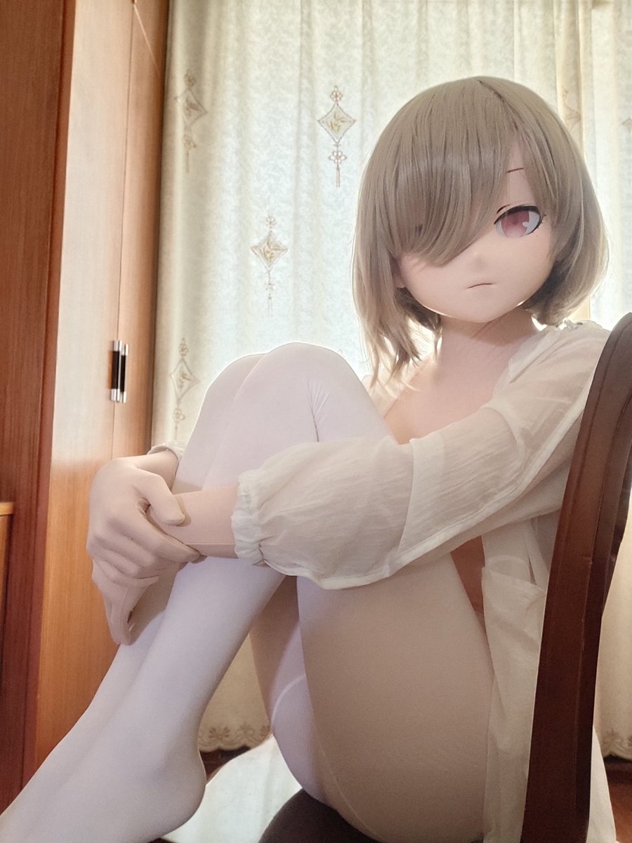 X×X on Twitter: "emmm～，第一次在宿舍里变娃，所以效果不是太好，请见谅（但是是真的挺刺激的*/∇\*），补了两张在家拍的，之后应该会慢慢产出的。"