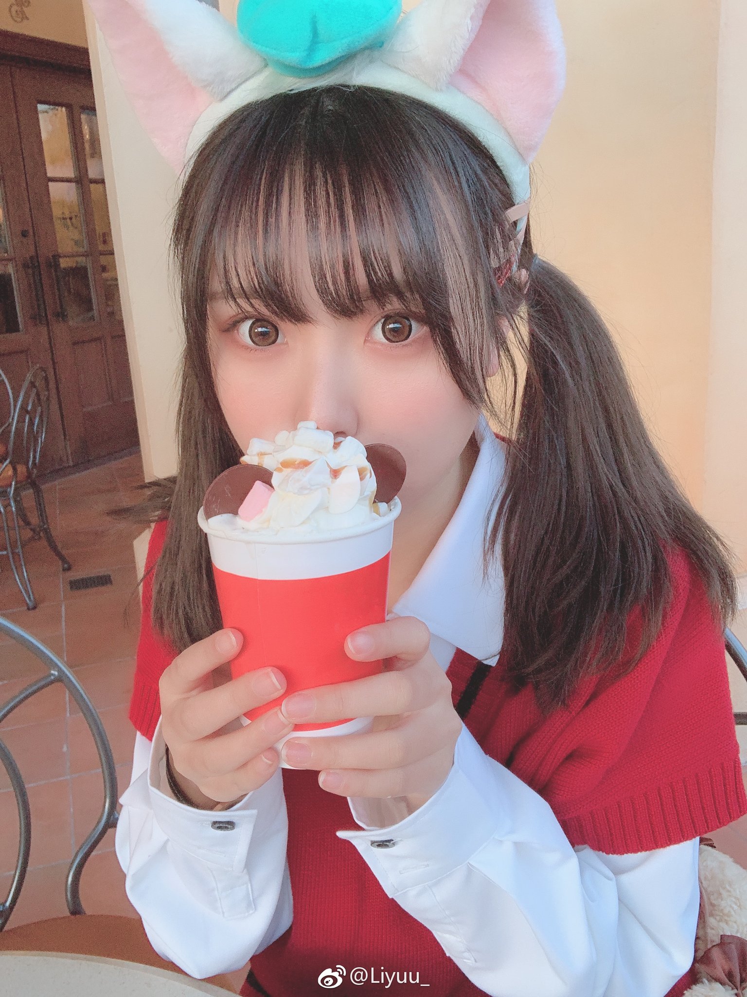 Alse - 鯉友 on Twitter: "Red is Liyuu's best color. She is so pretty. Everyday Liyuu Day 1185 ...