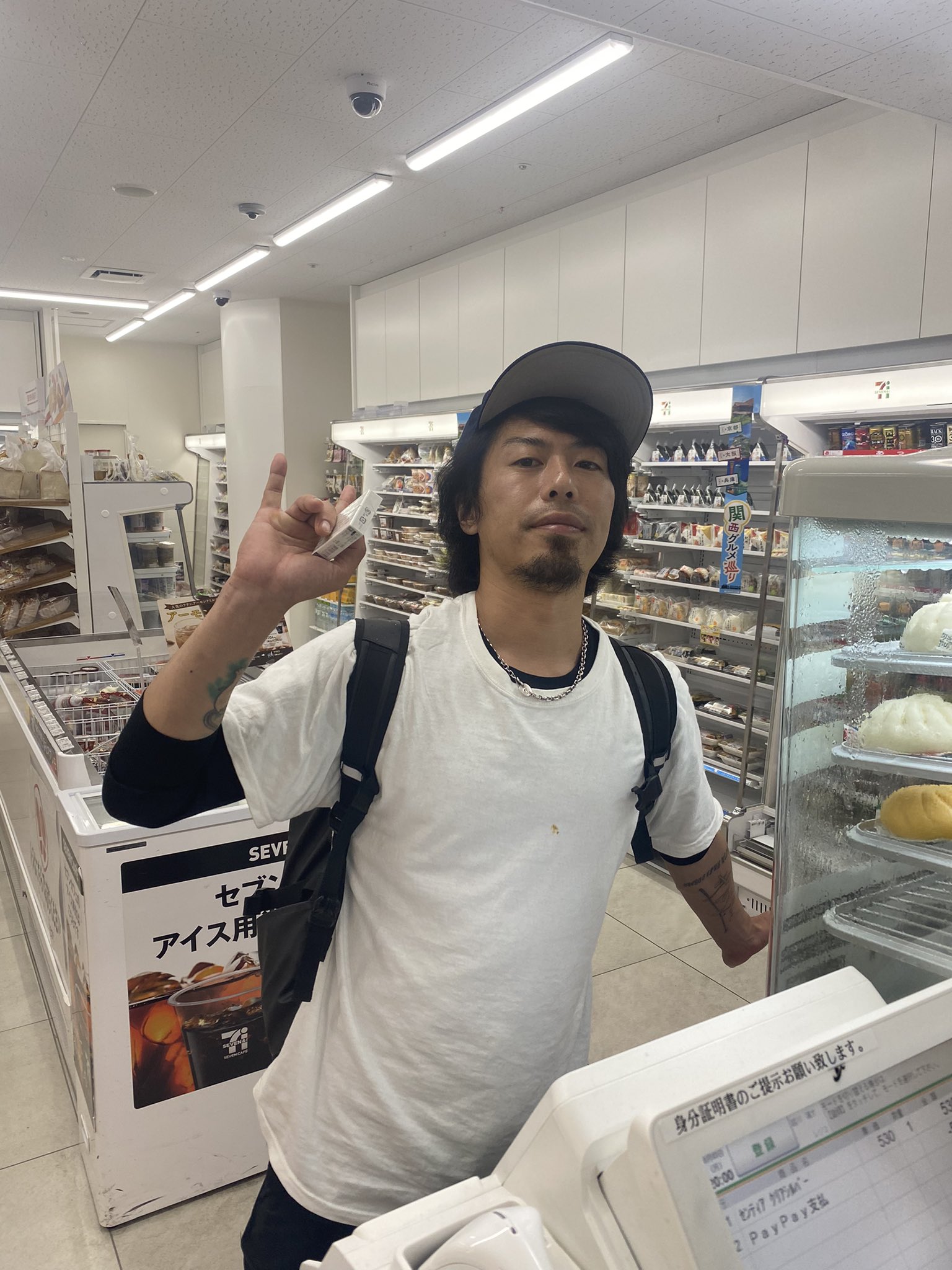 yoake works (@YoakeW) / Twitter