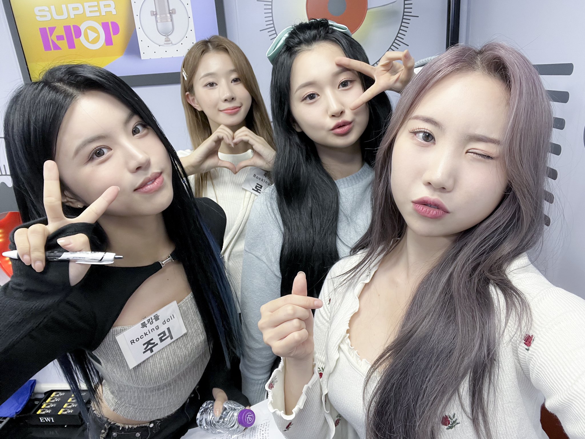 Rocking Doll On Twitter [📺] 잠시 후 오후 5시 슈퍼케이팝 에 Rockingdoll 록킹돌 이