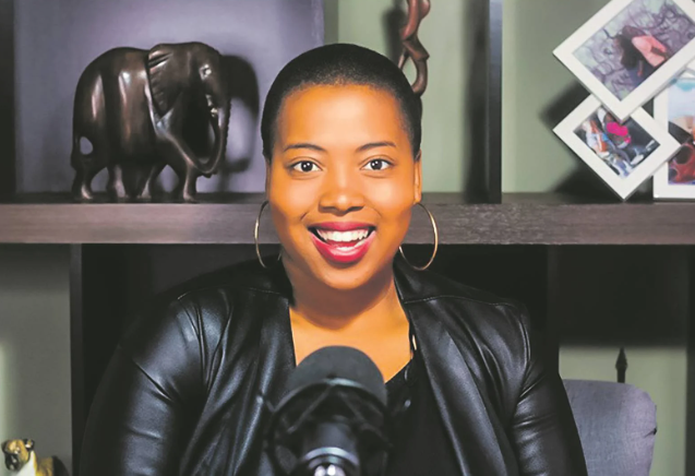 Daily Sun on Twitter: "Simphiwe’s under the wing of radio giant https://loom.ly/tylWUio # ...