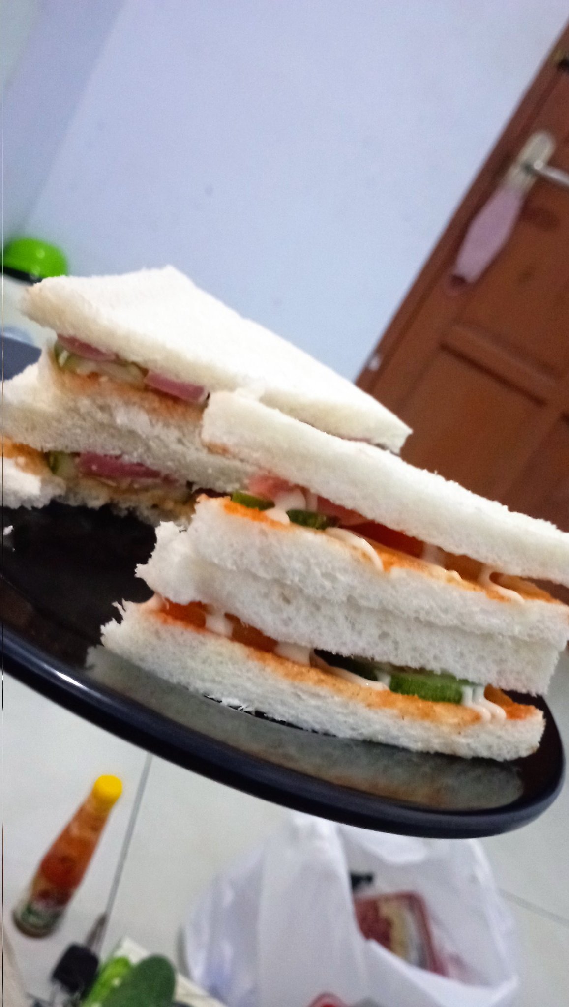 FESS on Twitter: "fess aku mau bagiin ini ke tetangga2 kos, kira-kira mereka suka ngga ya? ini ...