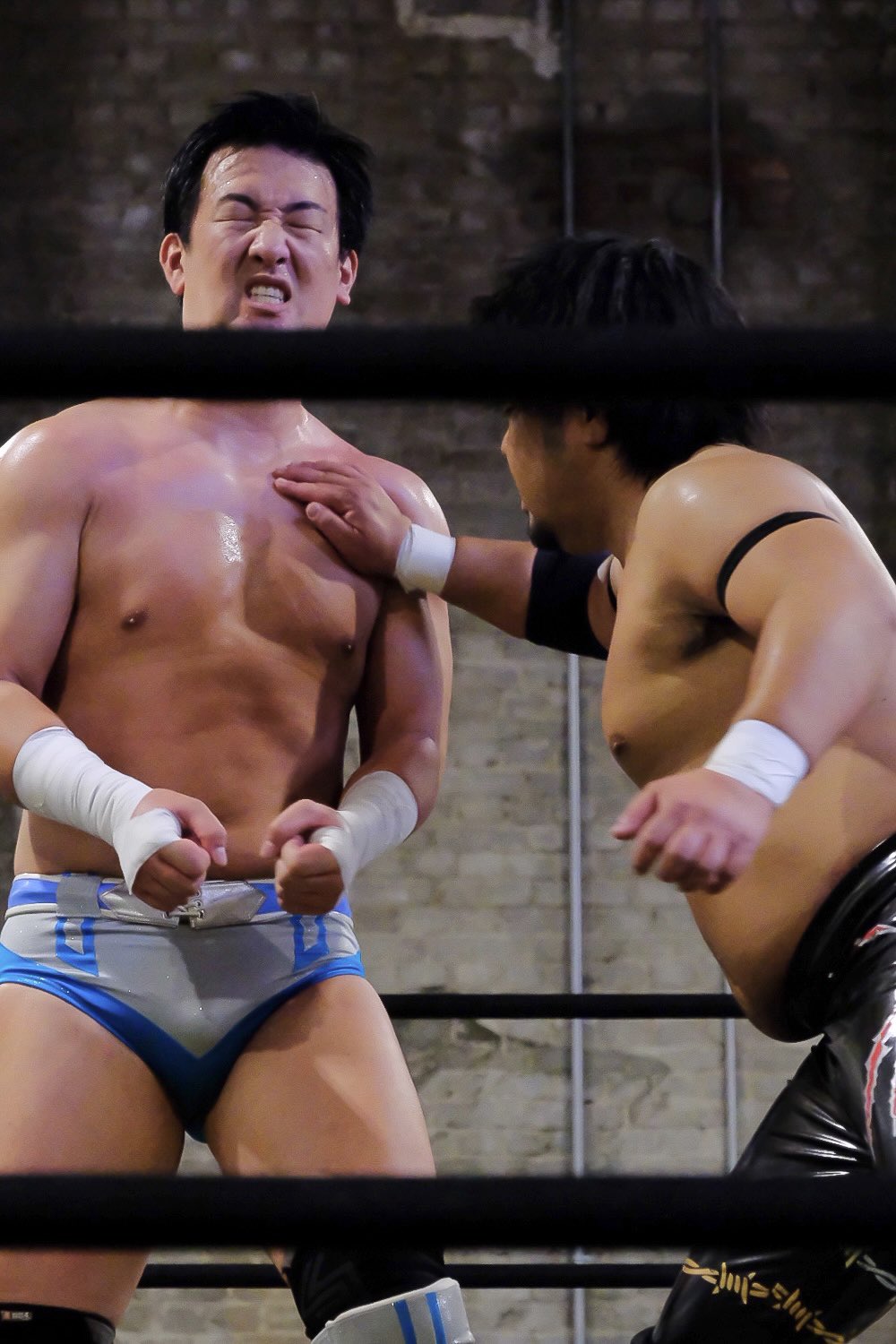 寅次郎 on Twitter: "22.10.2 がむしゃらプロレス GAM-1 CLIMAX '2022 陽樹選手 vs HIROYA選手 ① #がむしゃらプロレス https://t.co ...