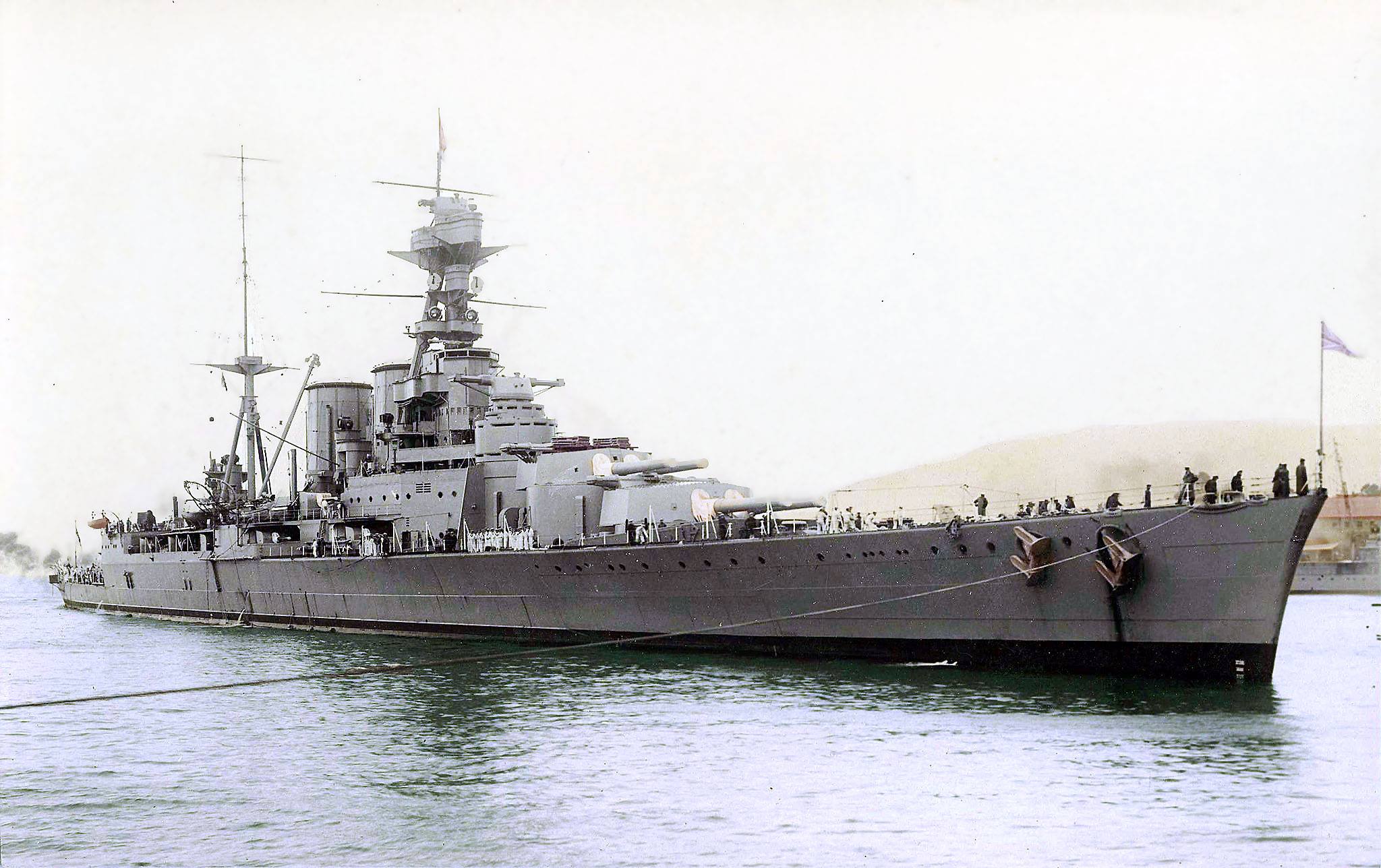 Old Warships on Twitter: "Battlecruiser HMS Hood in New Zealand in 1924 https://t.co/Jf0oqZi1cO ...