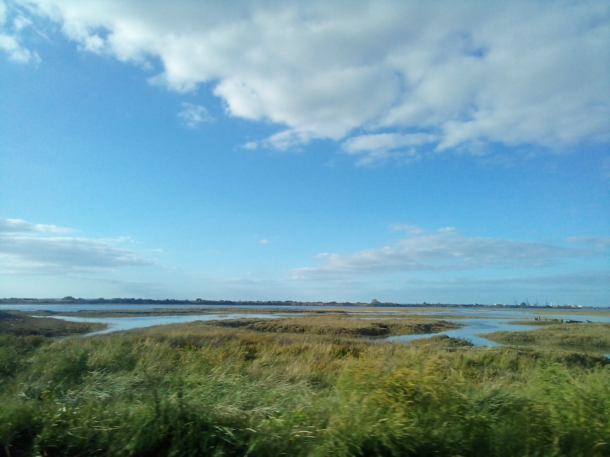 Adam Young on Twitter: "Marsh View #Swale #Kent https://t.co/FYPvJCaahs" / Twitter