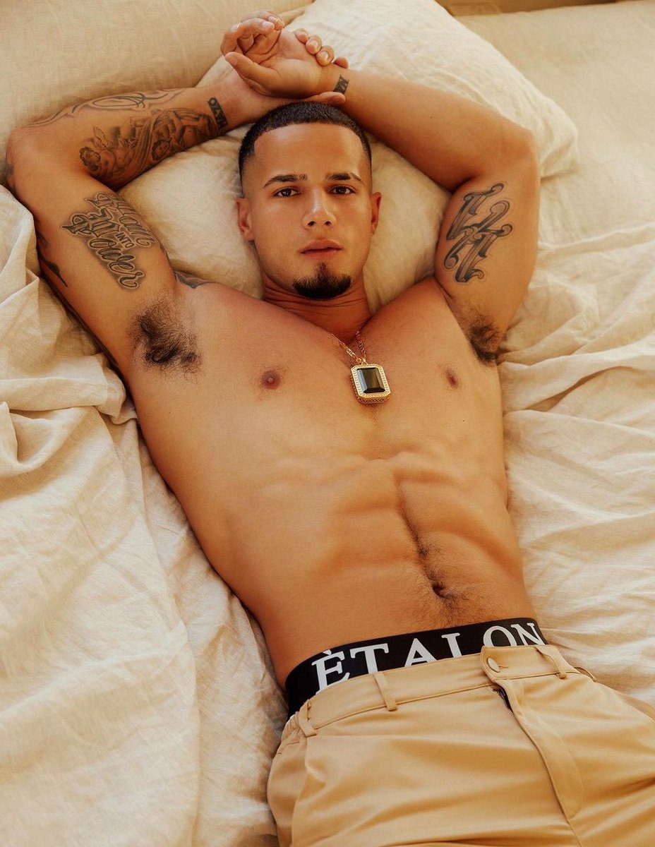 Fit Famous Males on Twitter: "Jordan Torres 😍😍"