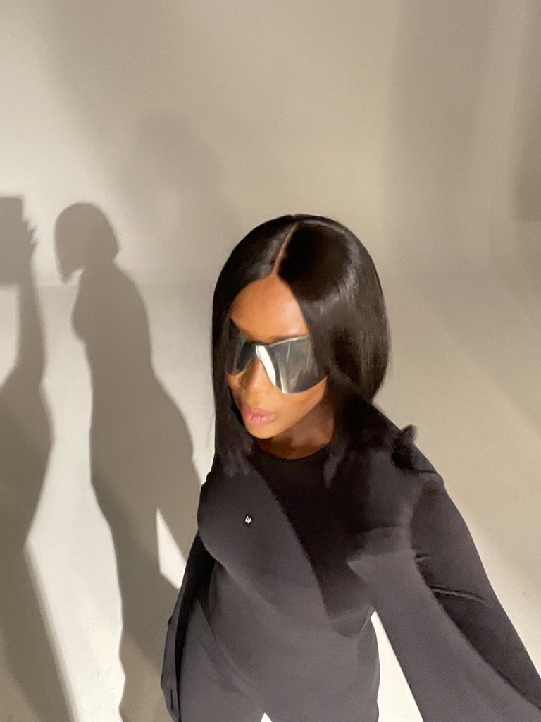 Yesjulz On Twitter Naomi