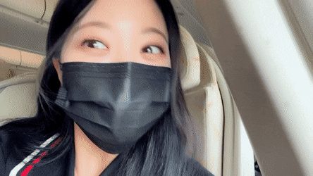 인스티즈(instiz) on Twitter: "난생 처음으로 해외에 가게돼서 신난 아이돌 (링크에 더있어요👉) https://t.co/0vbDX1TB8B https://t ...