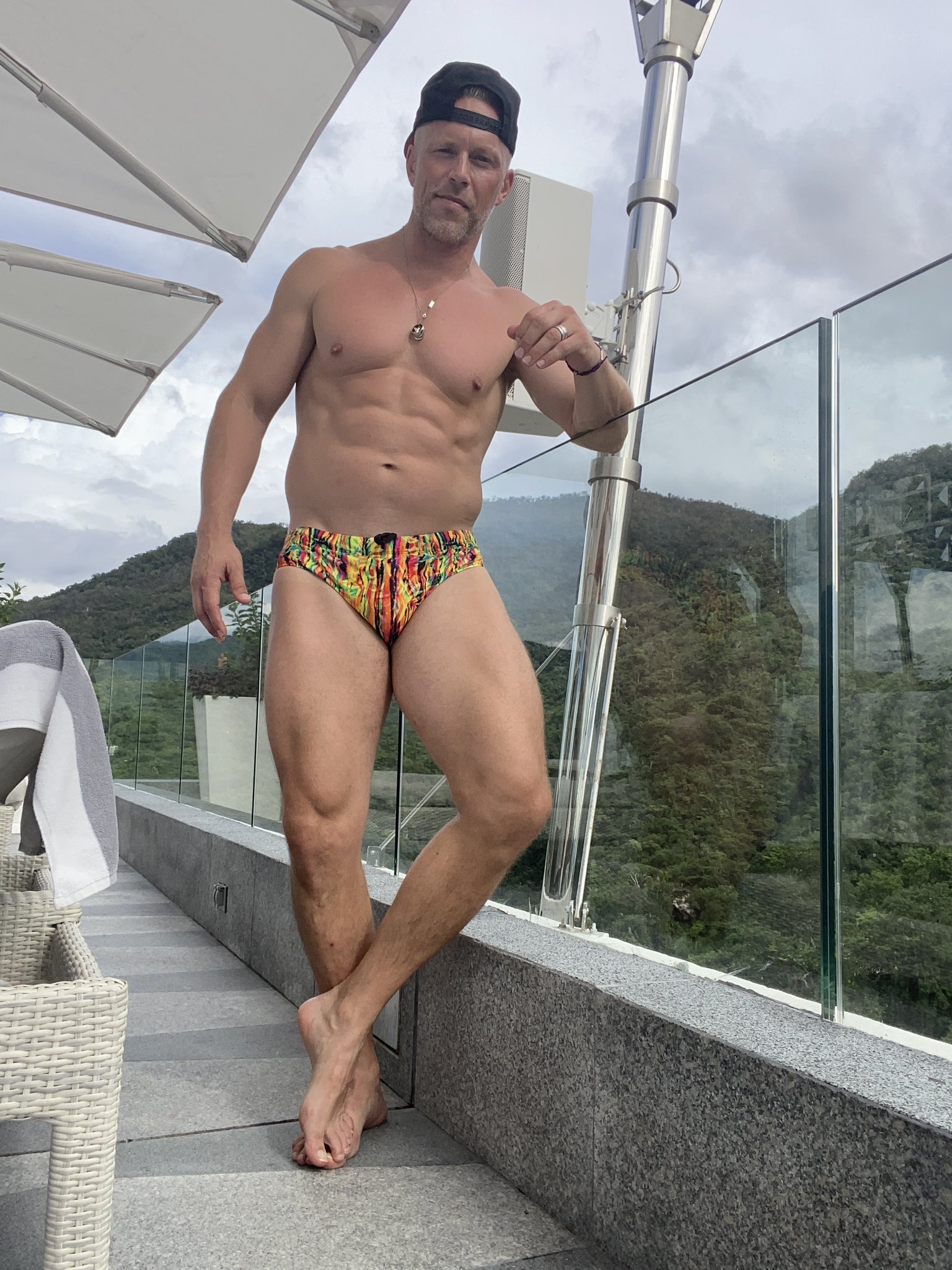 Scott Blokker on Twitter: "Today’s pool lewk……. https://t.co/LyuGuLgydF" / Twitter