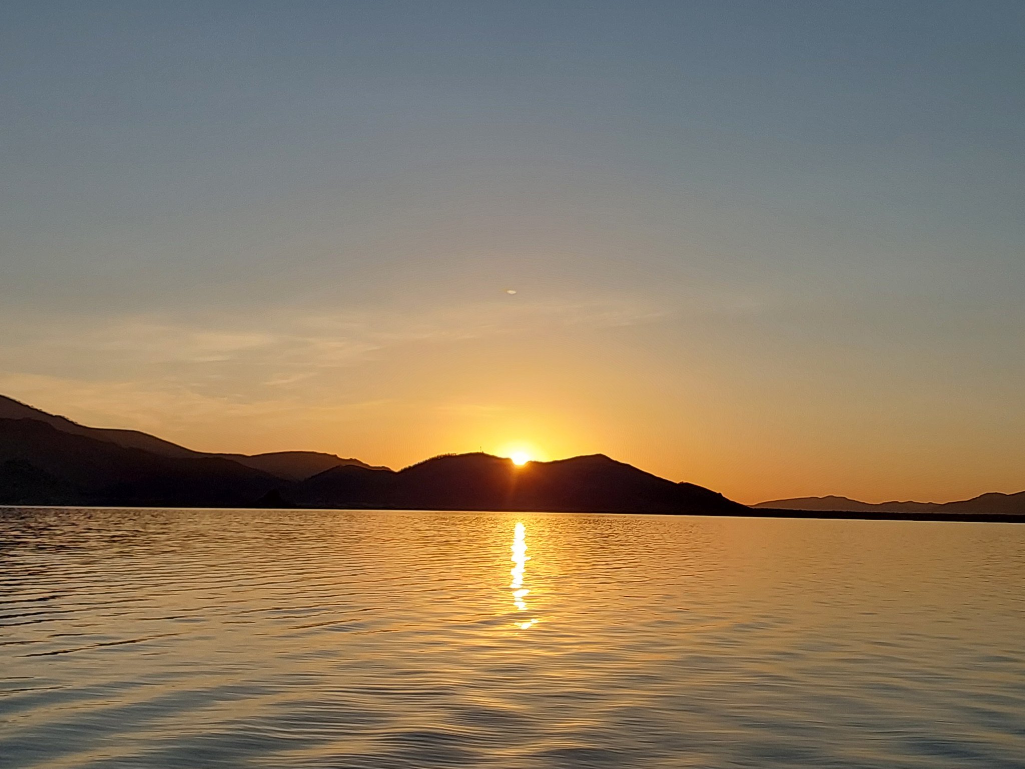 Oyundelger Batmunkh On Twitter Өглөөний мэндээ🌞 Юу санасан есөн хүсэл нь сэтгэлчлэн бүтэх