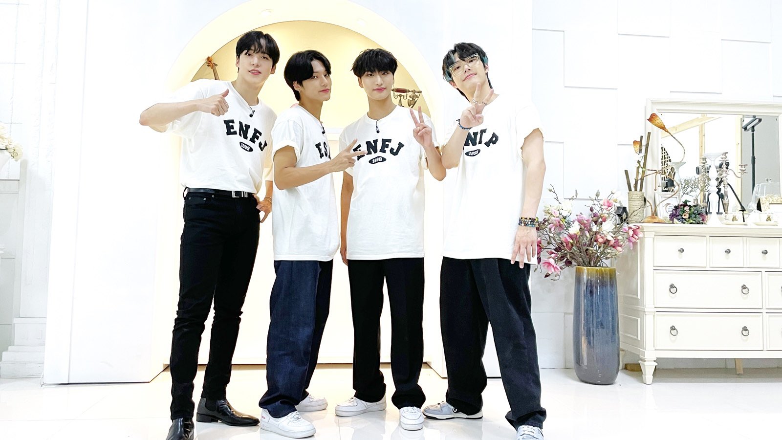 celine on Twitter: "[📷] FOR. ATINY - 8 MBTI 1 TEAM 💕 🔗: https://t.co/bJUiBI6jFE #ATEEZ #에이티즈 ...