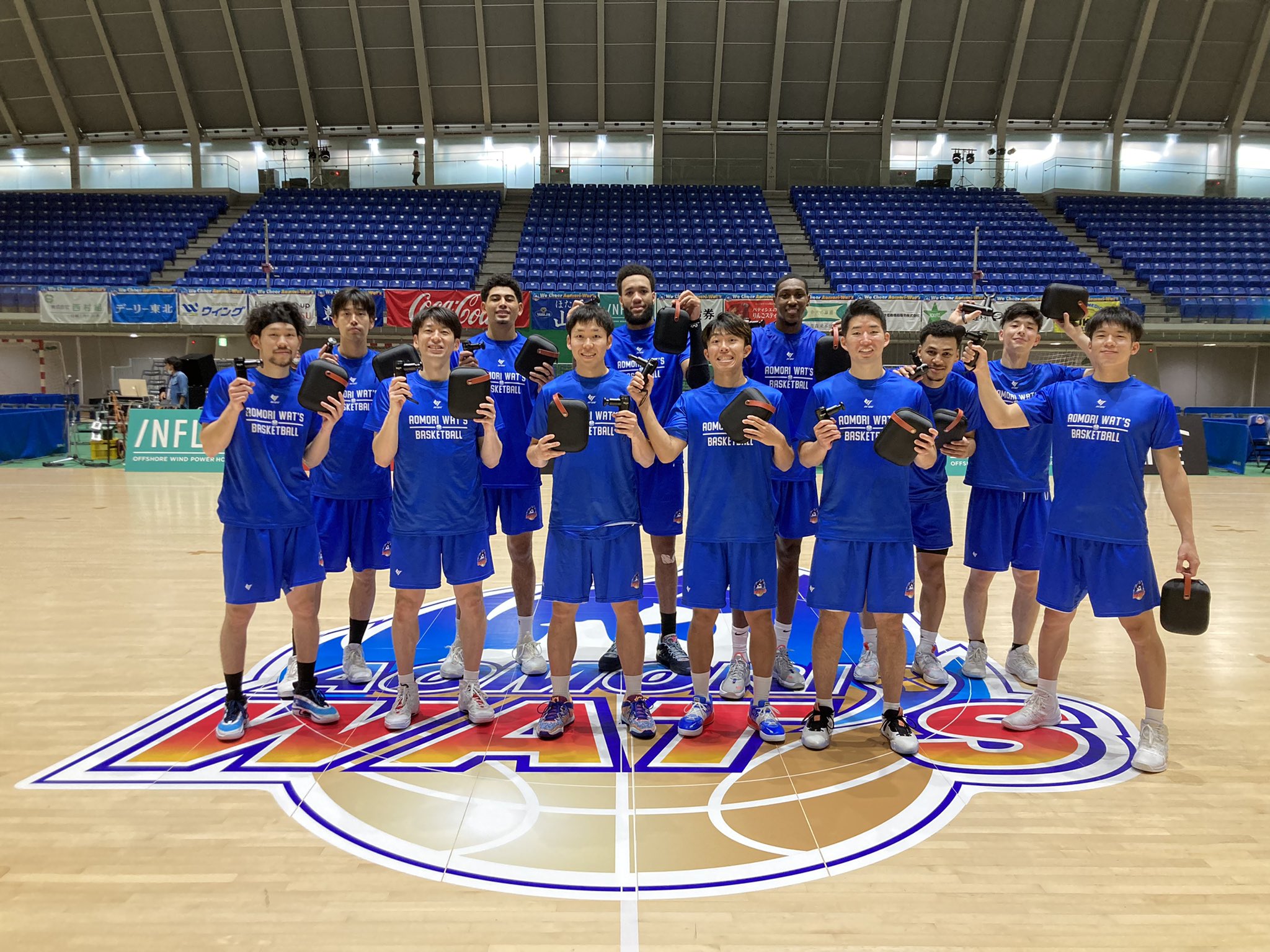 青森ワッツ on Twitter: "株式会社MAKERS様から、マッサージ器具「uFit」をご提供いただいております 練習や試合後などに使用させていただいております‼️ ありがとうございます ...