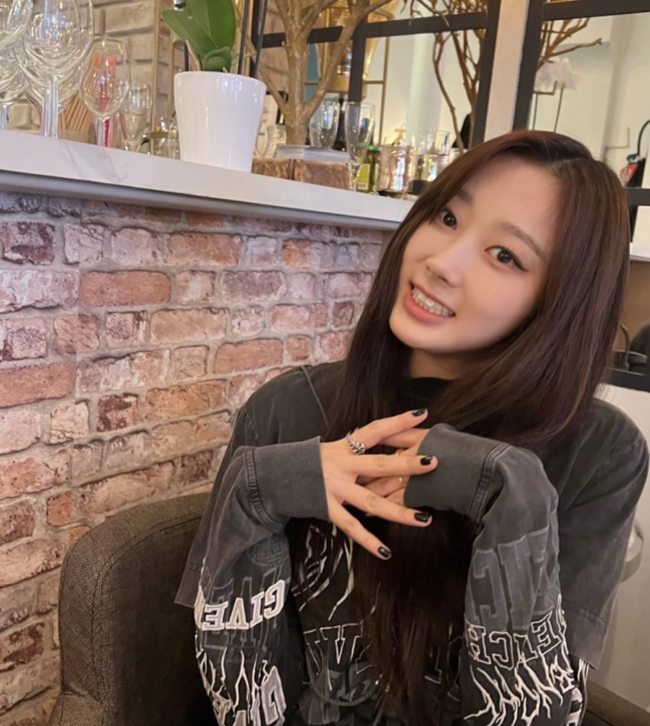 SPICY 애리 ˃̵͈̑ᴗ˂̵͈̑ on Twitter: "221004 aespa IG story update with #GISELLE giselle’s sns photo ...