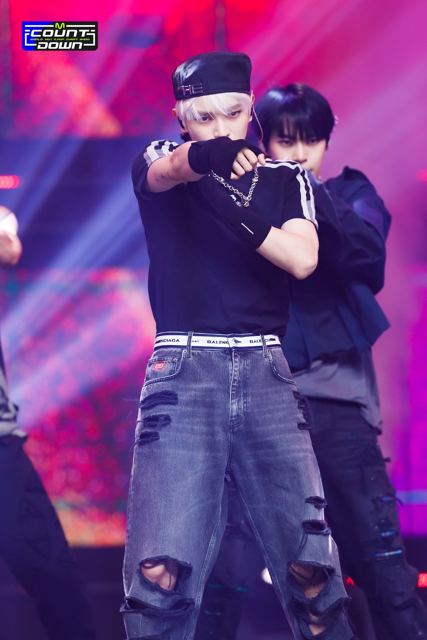 SM_NCT on Twitter: "220929 #NCT127 on M Countdown #TAEYONG (1) https://t.co/bT0I75Iw1W https://t ...