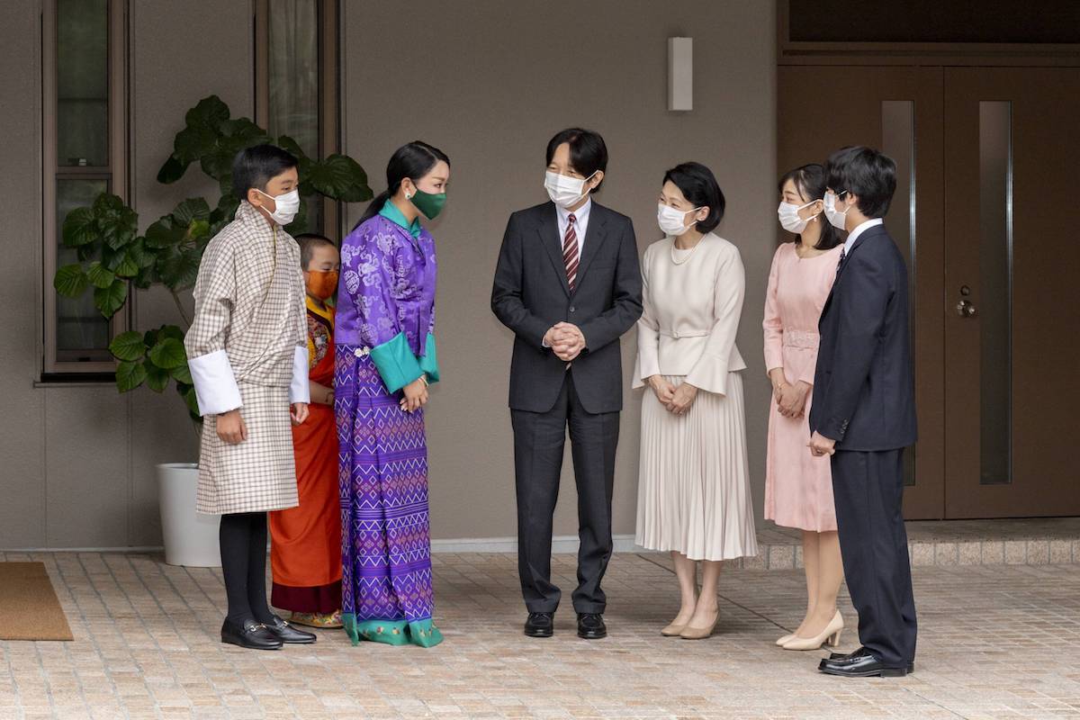 Prisma 😷 on Twitter: "October 3: Akishino family met Princess Sonam Dechen Wangchuck of Bhutan ...