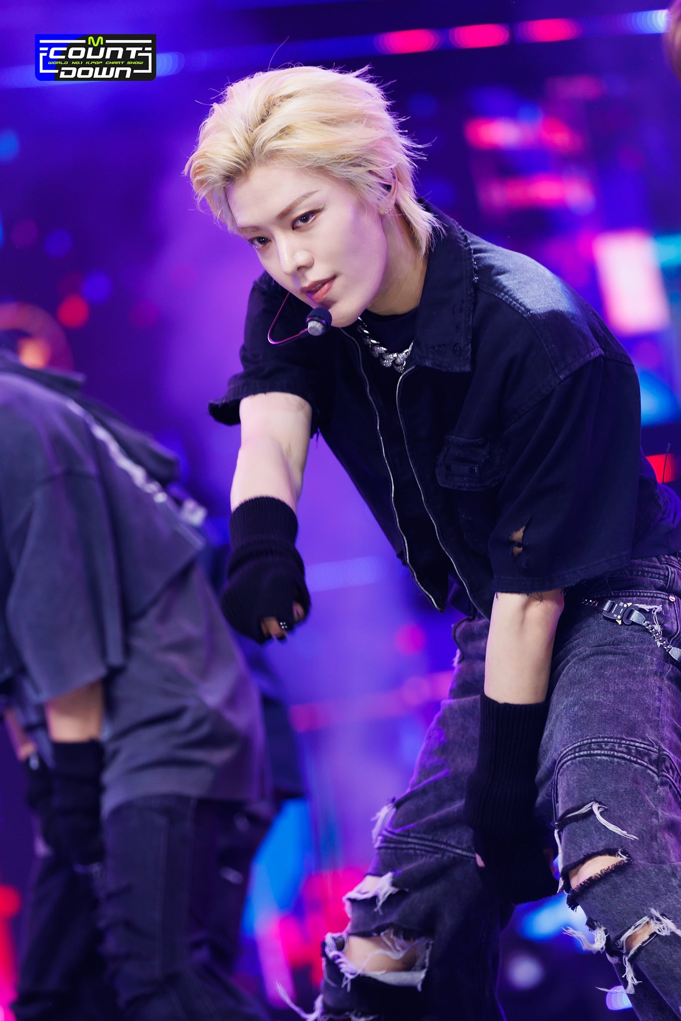 SM_NCT on Twitter: "220929 #NCT127 on M Countdown #YUTA (2) https://t.co/bT0I75rsZW https://t.co ...