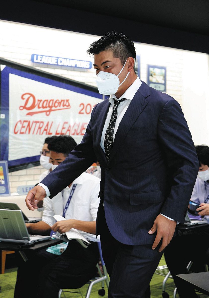 kei@シュシュっとドラゴンズ on Twitter: "RT @gnomotoke: 【写真】中日から戦力外通告…10選手の表情：中日スポーツ・東京中日スポーツ https ...