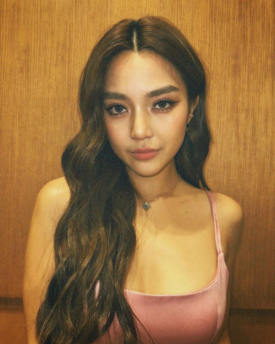 Sexy On Twitter