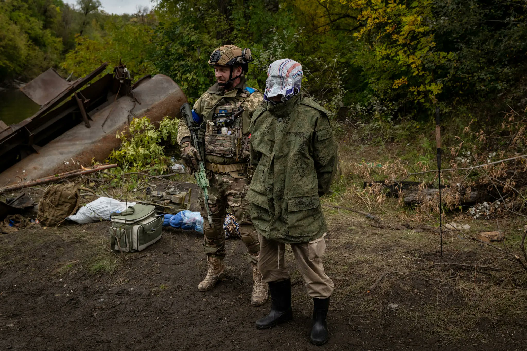 Chuck Pfarrer | Indications & Warnings | on Twitter: "THE DEADLY GAME: The NYT reports on the ...