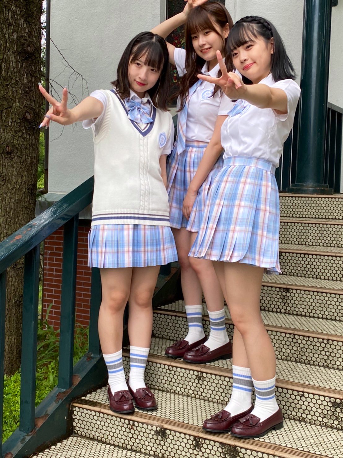 100%SKE48編集部 on Twitter: "現在発売中BUBKA11月号の電子版表紙は #SKE48 から『New Ager』歌唱メンバーが勢ぞろい⭐️ 撮影現場からオフショットです📸 ...