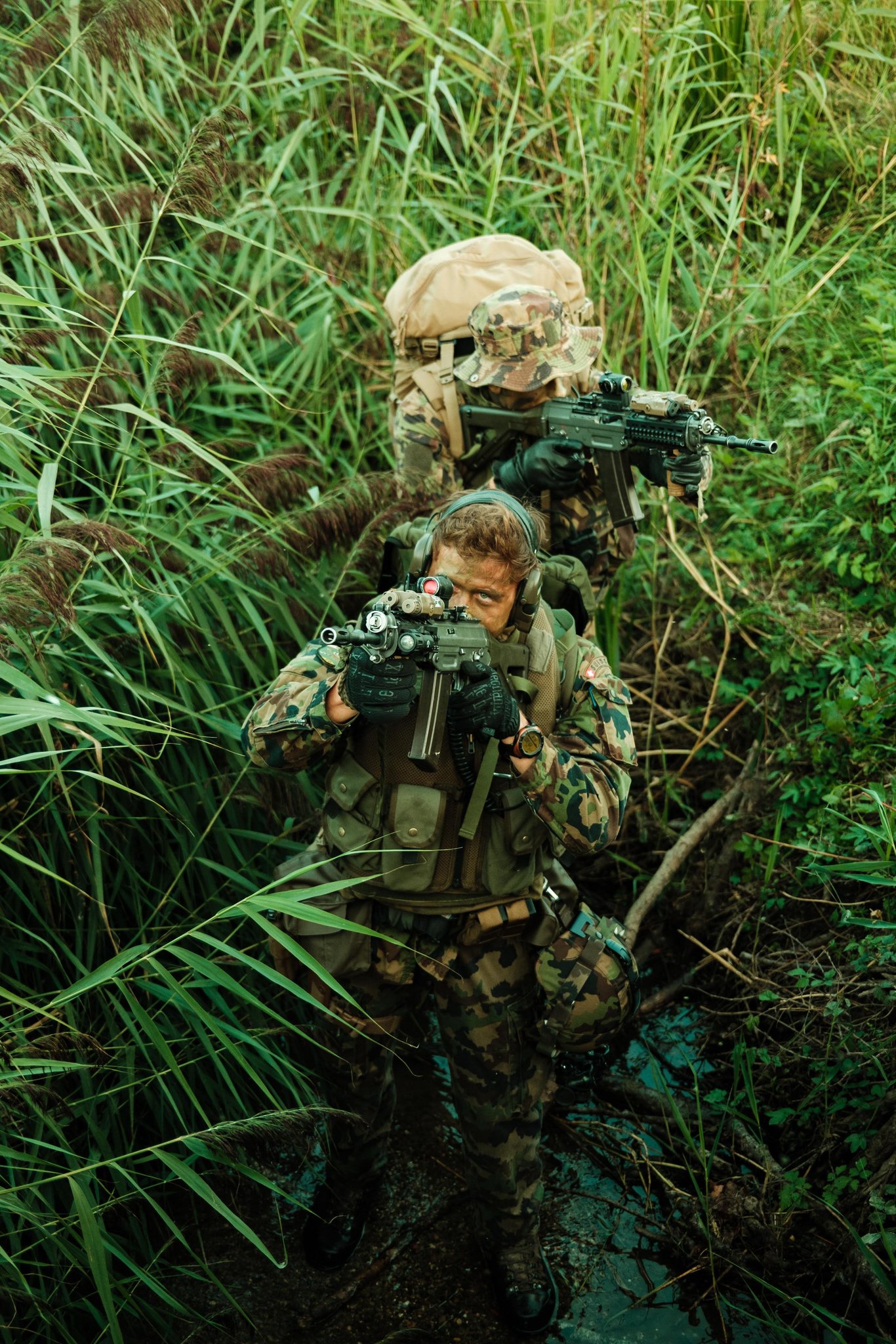 Floppy 🇺🇸 on Twitter: "Swiss Special Forces https://t.co/dhfPr44QKr" / Twitter