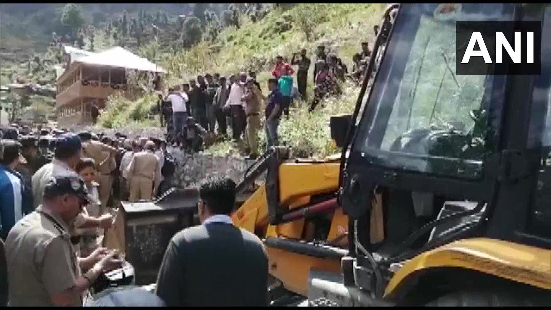 ANI UP/Uttarakhand on Twitter: "UKSSSC paper leak case | Uttarakhand: The resort of main accused ...