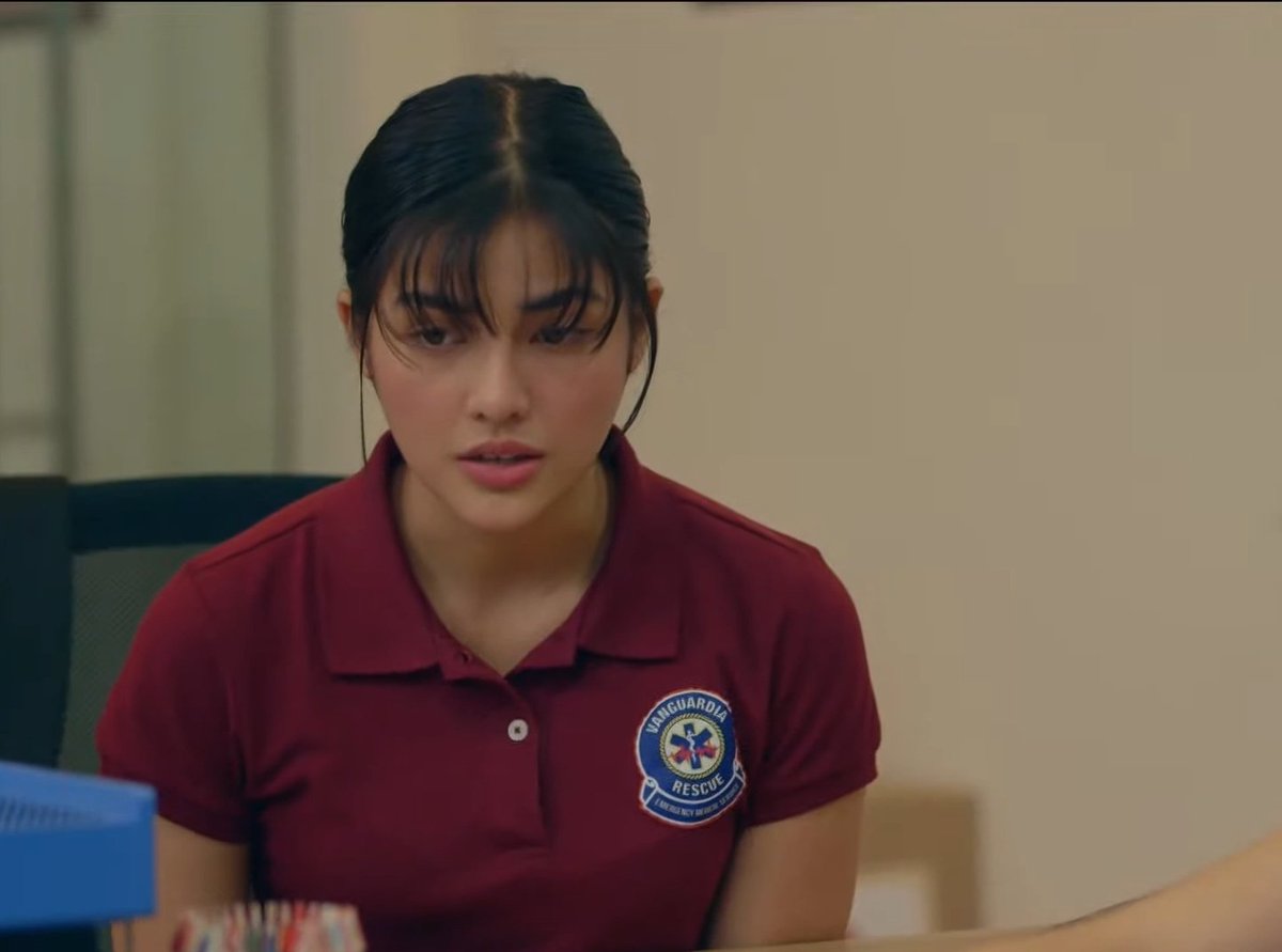 NEZUKO on Twitter: "No cuz this narda’s face when they said Darna got Regina so bad and her ...