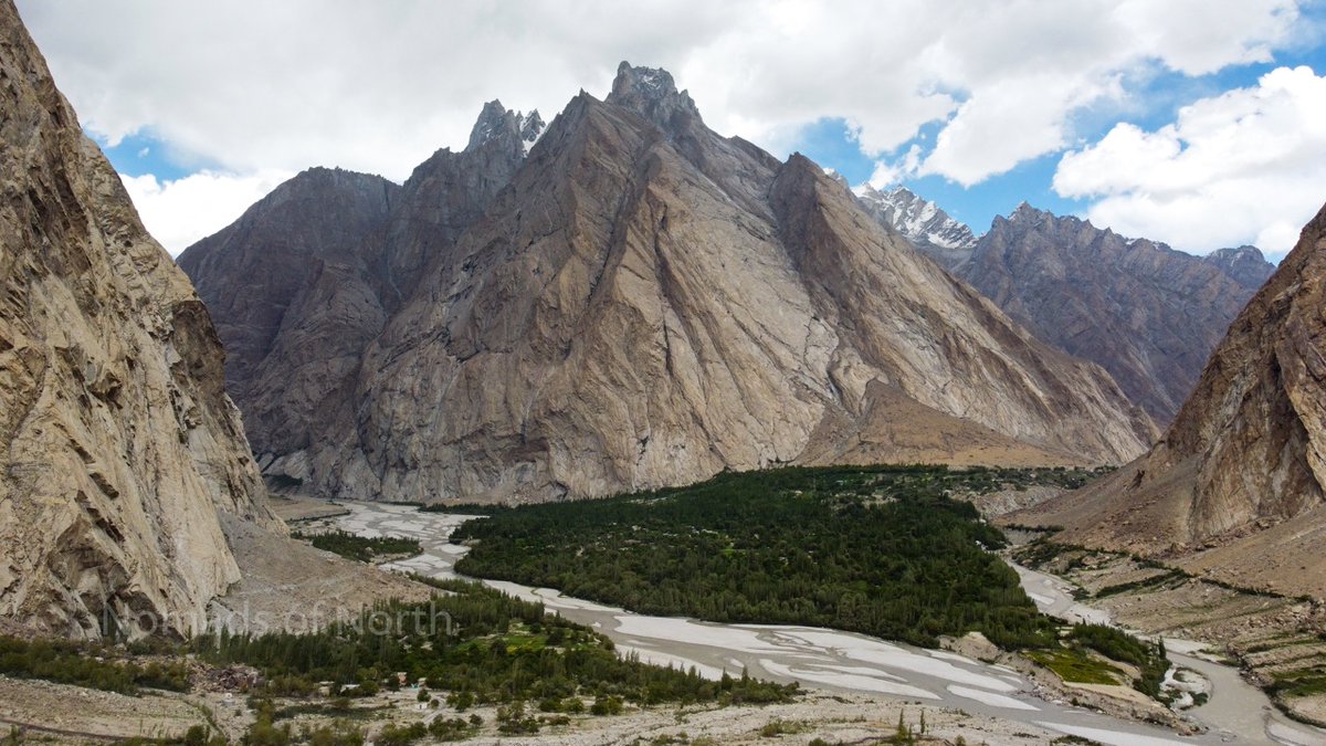 Pakistan in Pictures on Twitter: "Dunsum Valley, Siachen Mountain, Gilgit Baltistan, Pakistan ...