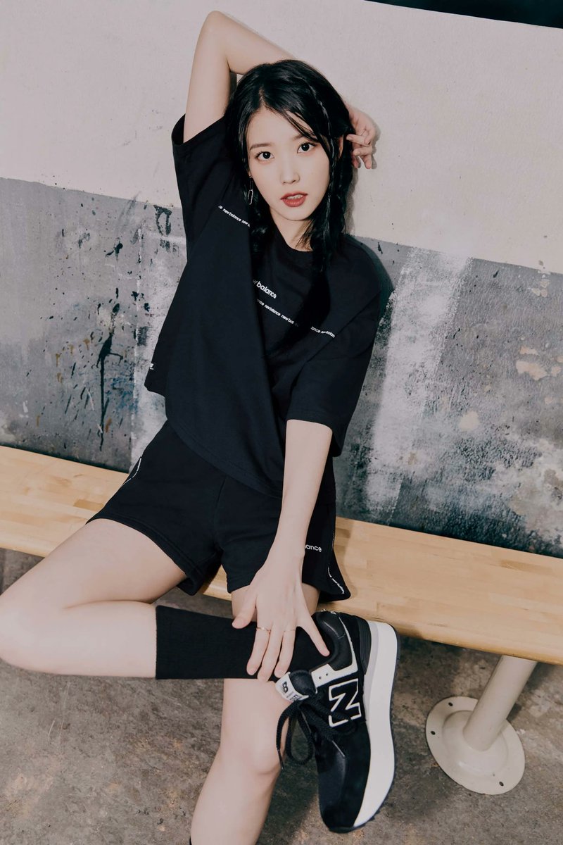 IUmushimushi on Twitter: "#아이유 #IU #NewBalance https://overdope.com/archives/503981 2048x3072 ...