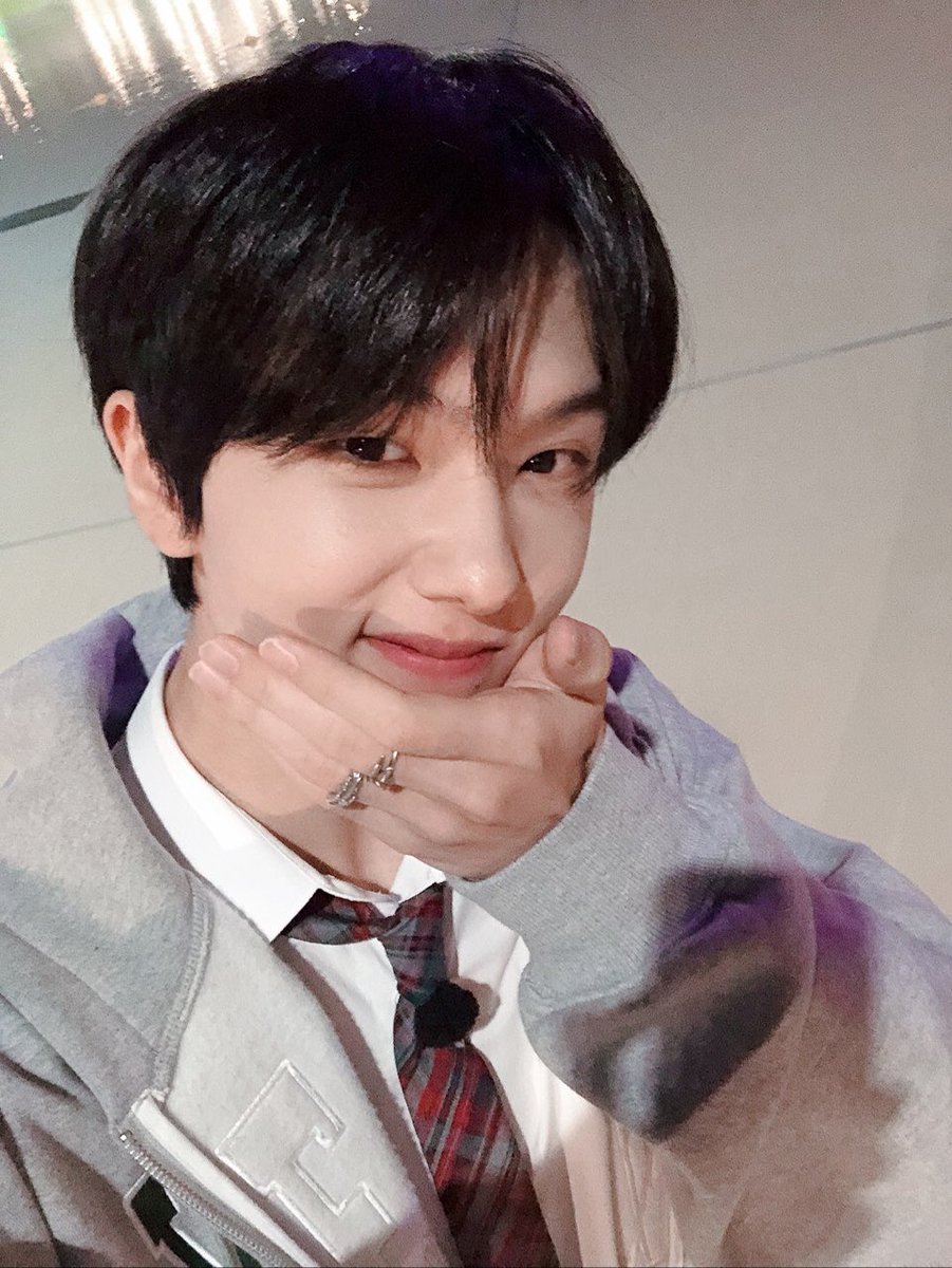 ㄷ On Twitter Oh Hes So Cute