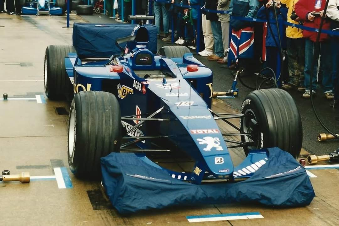 #FreeGachot UnracedF1 - Passion for historical F1 on Twitter: "Heidfeld's Prost AP04 in the ...