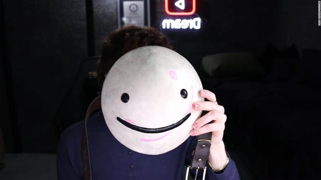 Dream, the Minecraft&playing YouTube star, finally reveals his face ...