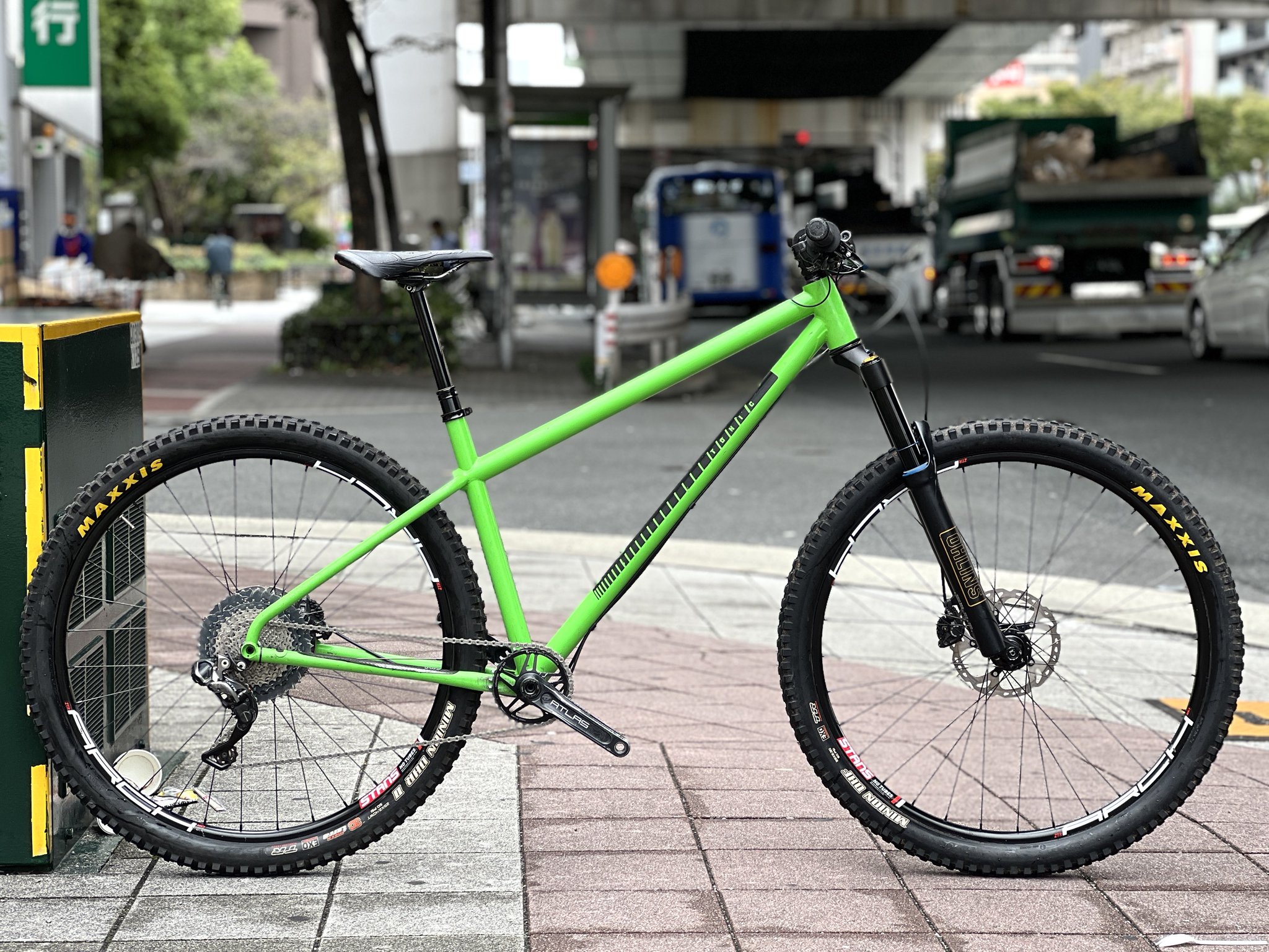 TKC プロダクションズ on Twitter: "先日整備して乗れる状態にしたけど、やっぱり乗らないので手放します。 ハブは前後CK、オーリンズフォーク、BikeYorkのドロッパー、CCの ...