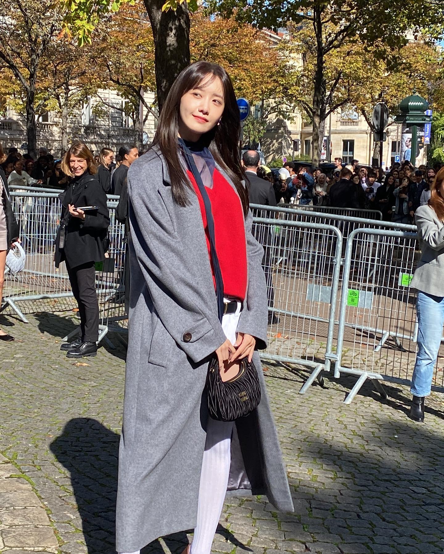 Mystarmyangel on Twitter: "221004 YoonA - Miu Miu SS23 fashion show at Paris Fashion Week cr ...