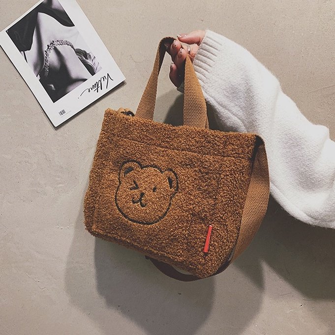 grienthi's on Twitter: "RT @wonustaycation: Mismi wazy sling bag https://shope.ee/3KpmaoFFCq"