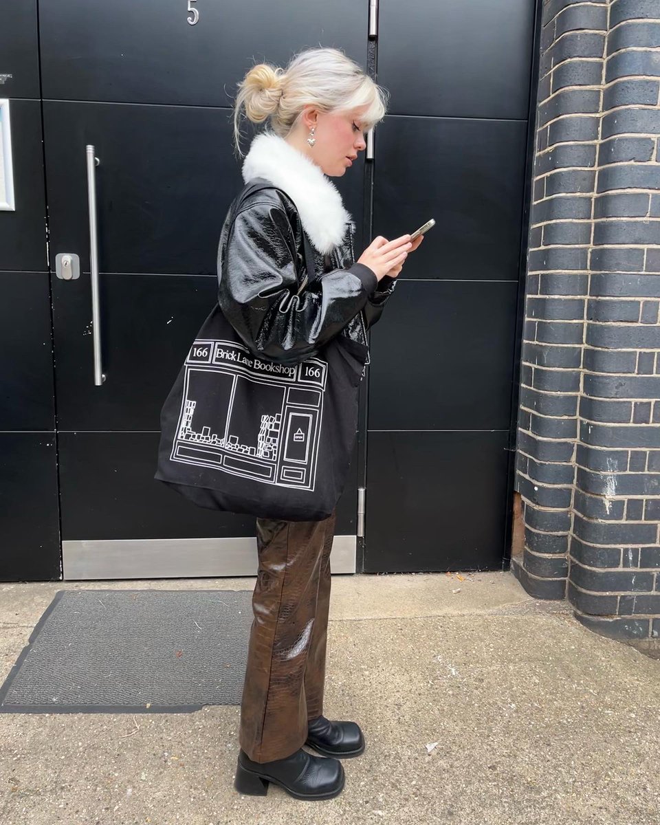 Maisie Peters Is Not Another Rockstar On Twitter London Girl Dump рџ