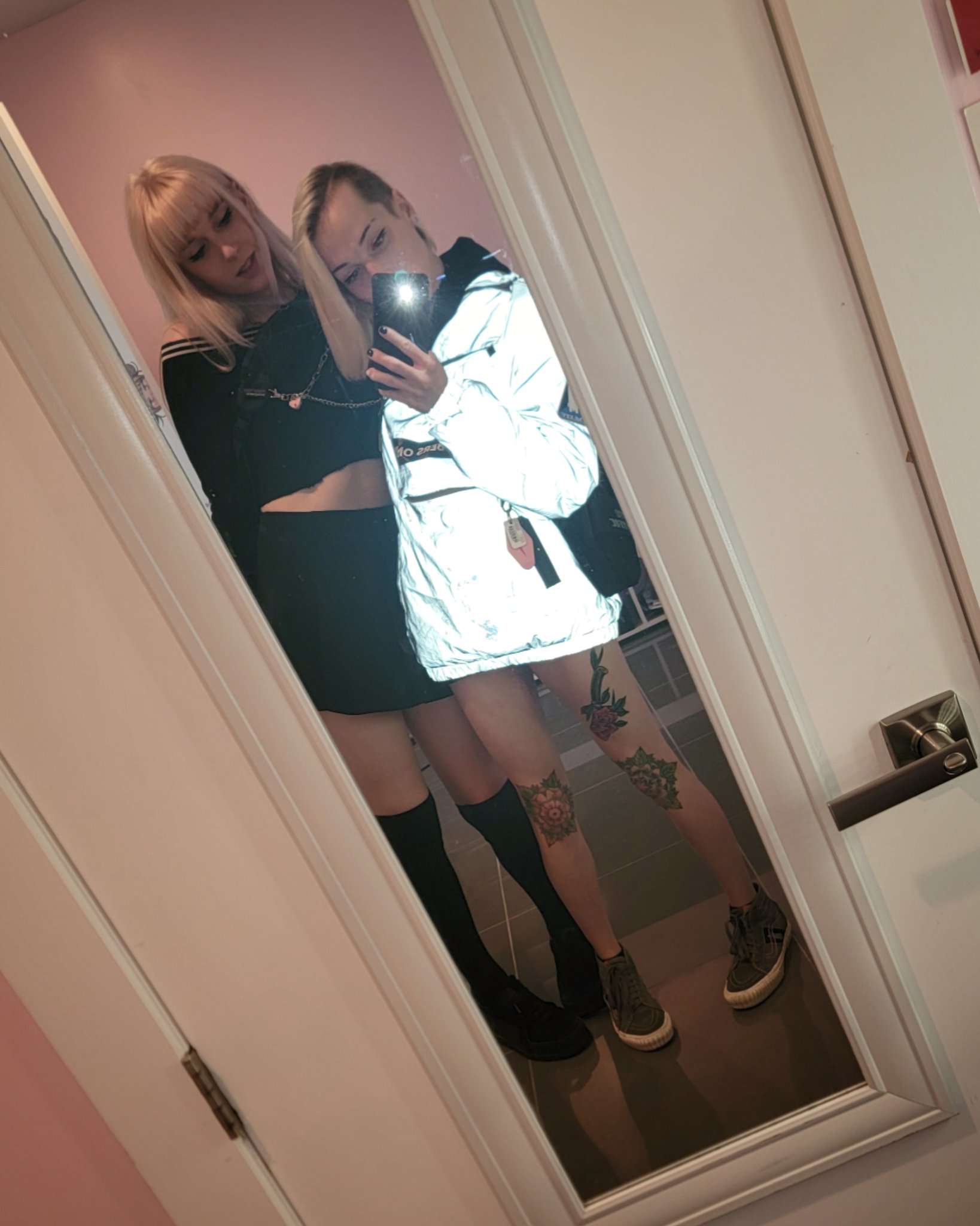 🏍️💨 𝘔𝘪𝘴𝘴𝙍𝙚𝙙𝙡𝙞𝙣𝙚 ⚽🏎️ on Twitter: "HEY MY GF IS IN TOWN COME HANG OUT https://t.co/NKCz9pCFII ...