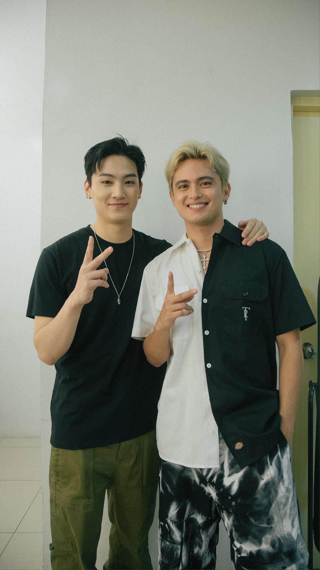 for Def./JAY B¨ on Twitter: "[INSTAGRAM] 221005 carelessph James Reid surprised the Filipino ...