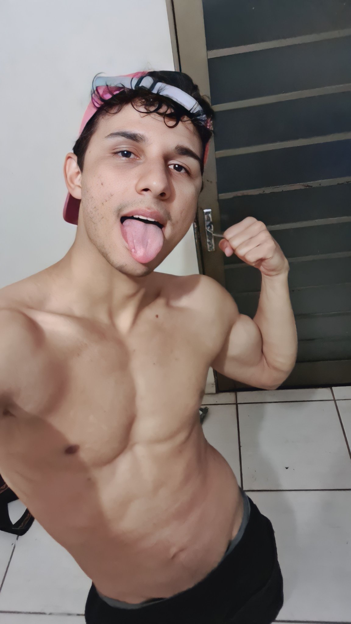 Bruno Augusto on Twitter: "Tirei essa foto fiquei parecido com um padrão https://t.co/JZCpogdaOH ...