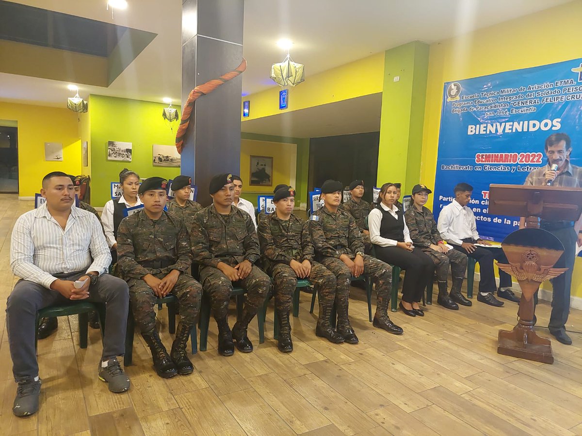 Ejército Guatemala on Twitter: "Brigada de Paracaidistas del #EjércitoGT a través de alumnos de ...