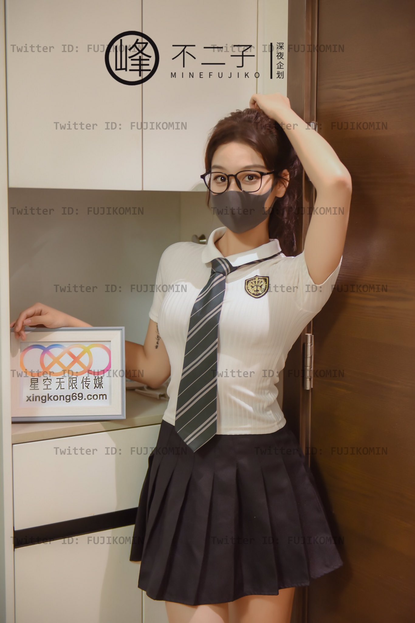 不二子FUJIKO on Twitter: "感谢金主爸爸星空传媒的定制～ 只要你不告诉我男朋友我有露出癖，对我做什么都可以……就算…你是我男朋友的哥哥…… @CPcoupling_RC ...