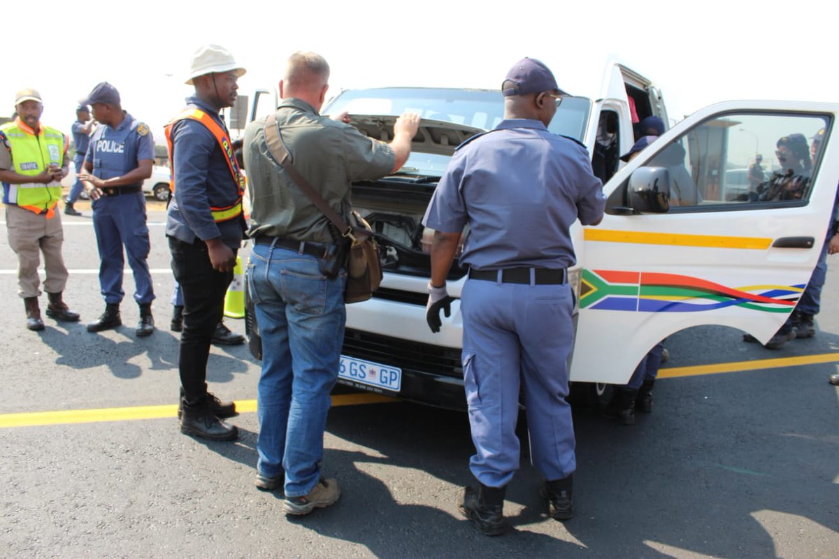 SA Police Service 🇿🇦 on Twitter: "RT @GP_CommSafety: #OkaeMolao is currently underway in Gauteng ...