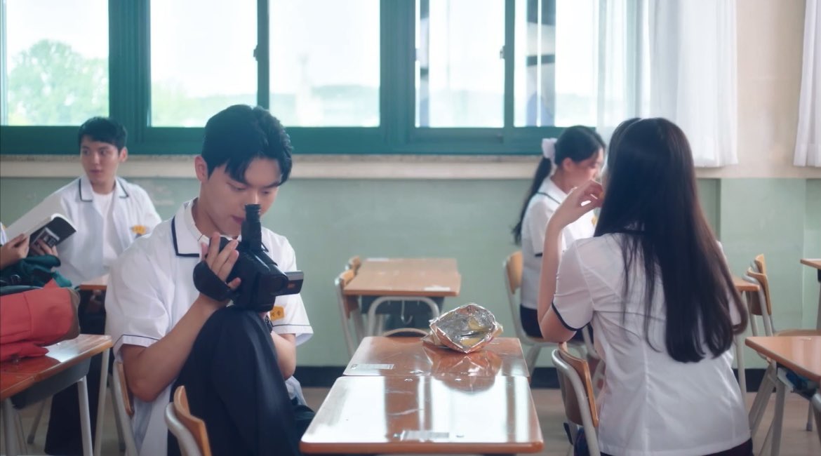 K-Drama Menfess on Twitter: "•kdm• apa reaksi kalian waktu nonton 2521 pas di scene ini?"