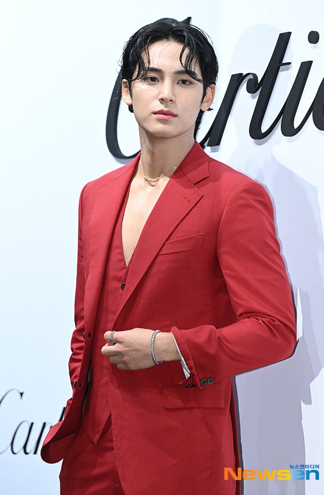 Kim Mingyu Global on Twitter: "[PHOTO] 221006 MINGYU attended Cartier Maison Cheongdam Opening ...