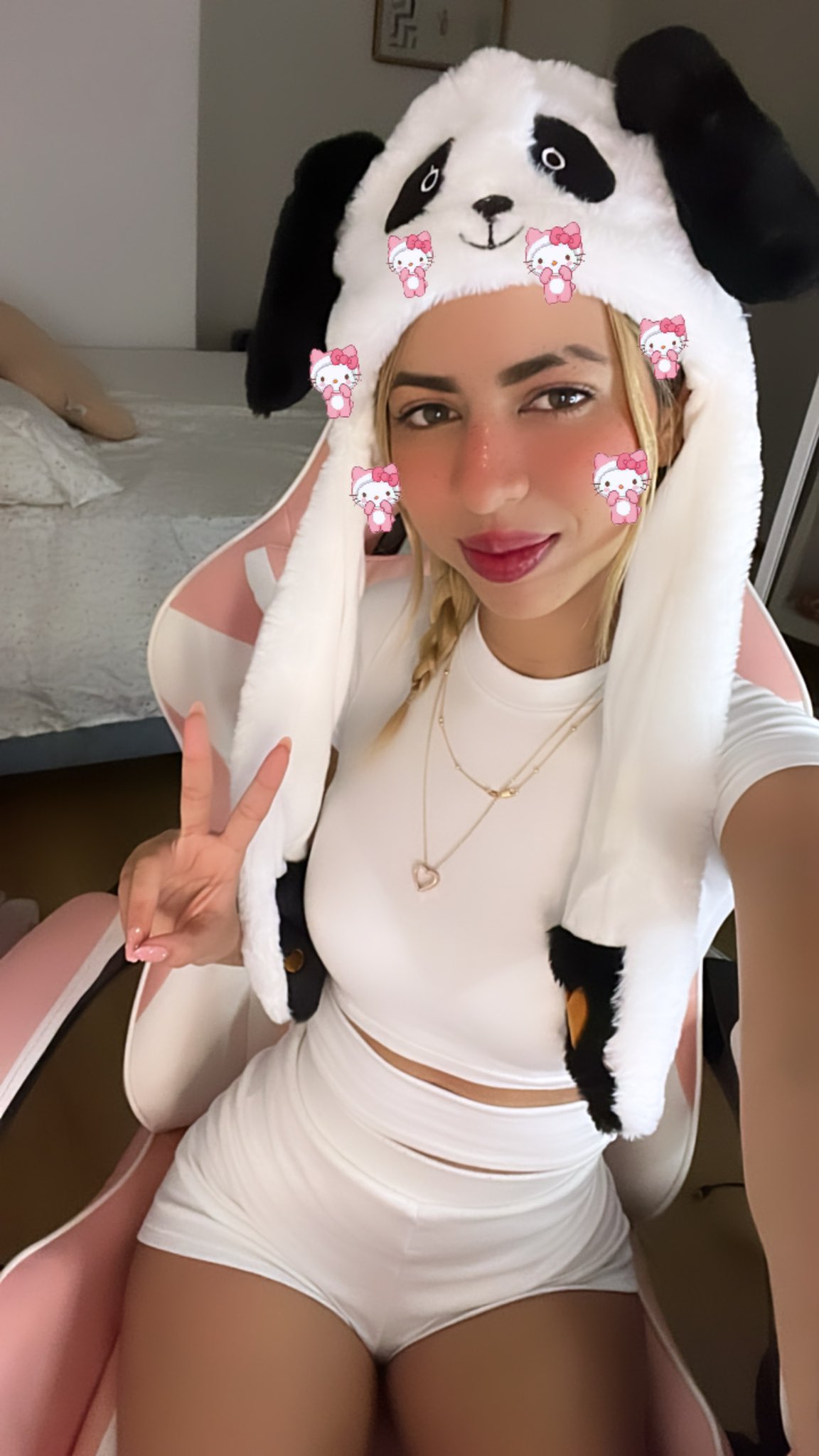 Kim_Mikka_ on Twitter: "Live in twitch now 🫣 https://t.co/ayYTIbsqAL https://t.co/3EuQ5oK0ig ...