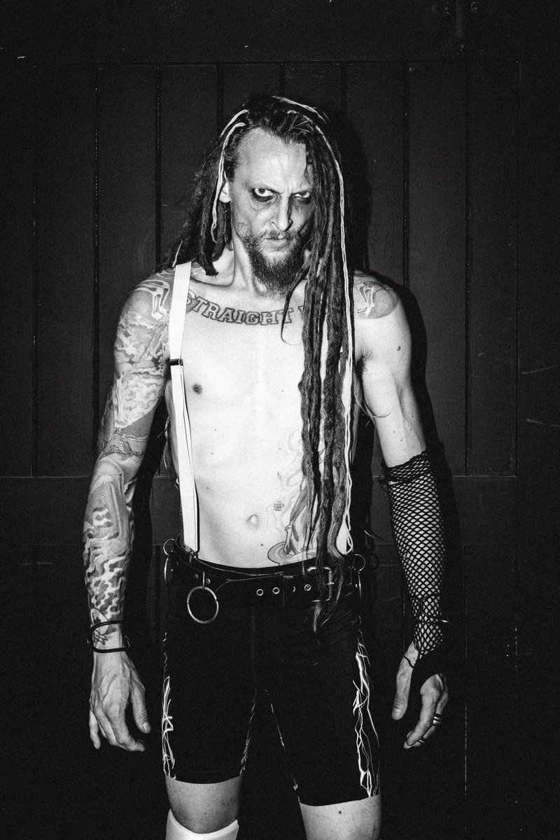 Human Resources Giger on Twitter: "RT @1800WestSmith: Garrett Hunter. Photographed in San Diego ...