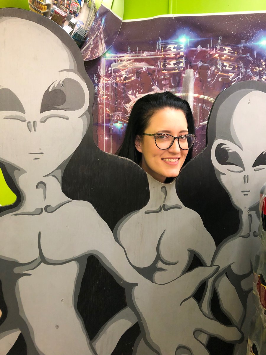 🛸 Kimberly Kane 👽 On Twitter Hanging Out On Set With My Co Stars For