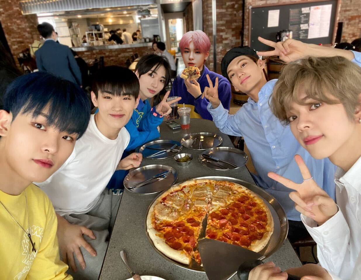 was jangho⁷ :( on Twitter: "+ Seung whenever he's ready #dream_mining #SUPERKIND https://t.co ...